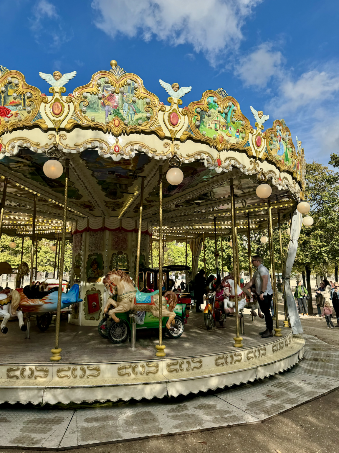 Paris With Kids | 10 Must Do Activities - Hailey Outside