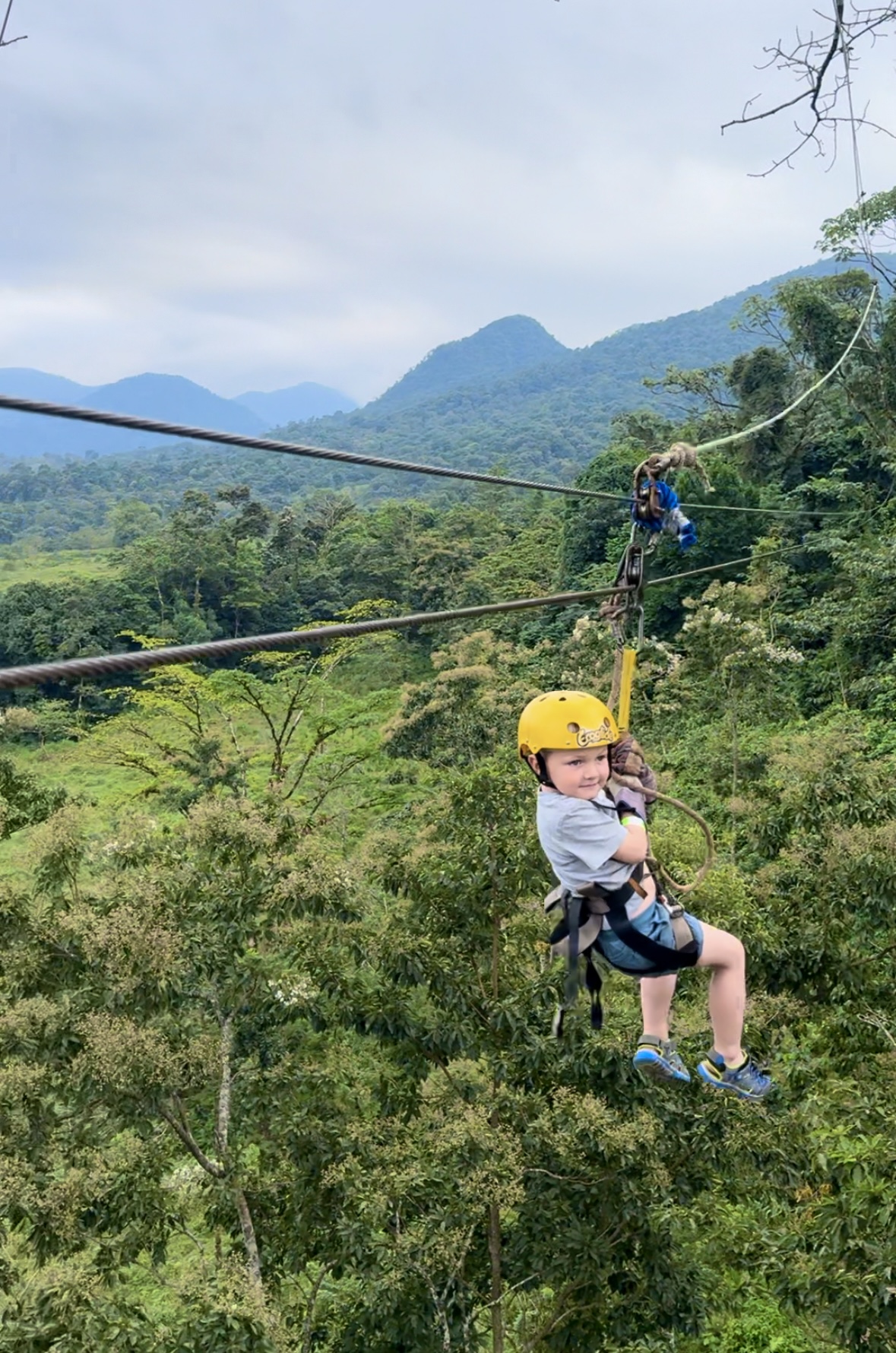 The Best Costa Rica Ziplining For Families - Outdoor Adventure